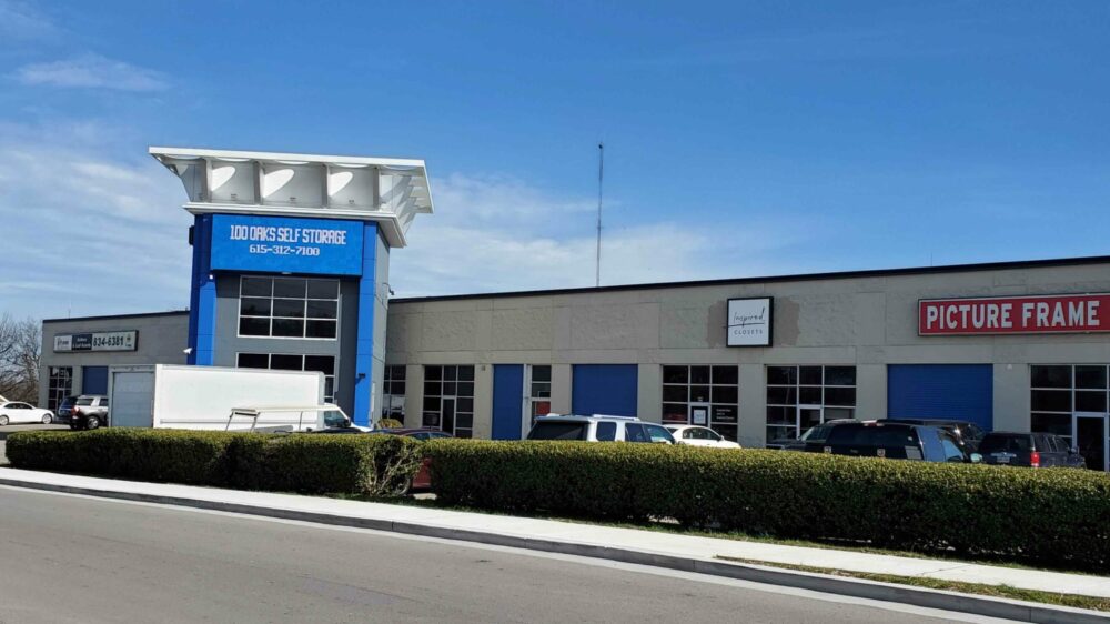 Self-Storage Units in Nashville, TN | 100 Oaks Self Storage